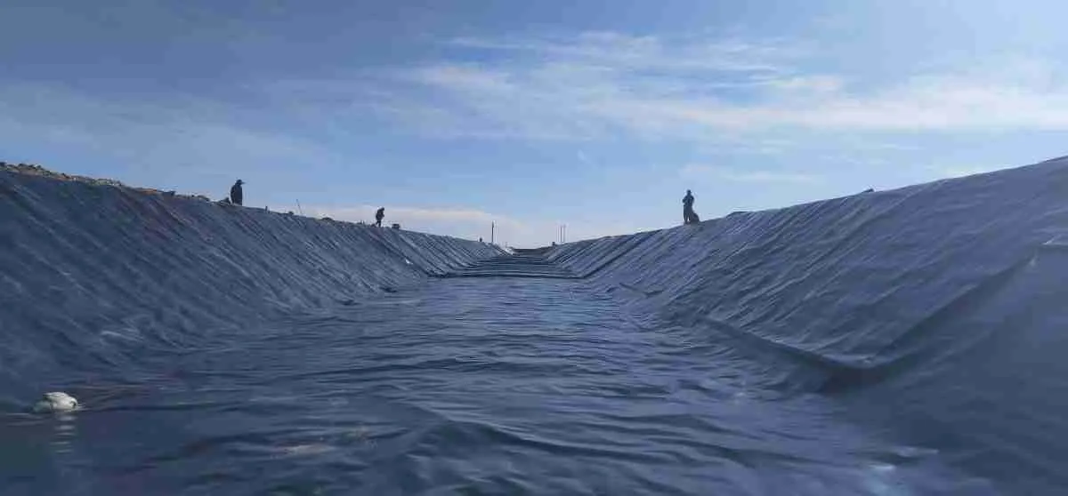The Ultimate Guide To Pond Liner Cost HDPE EPDM RPE Bentonite Clay ...